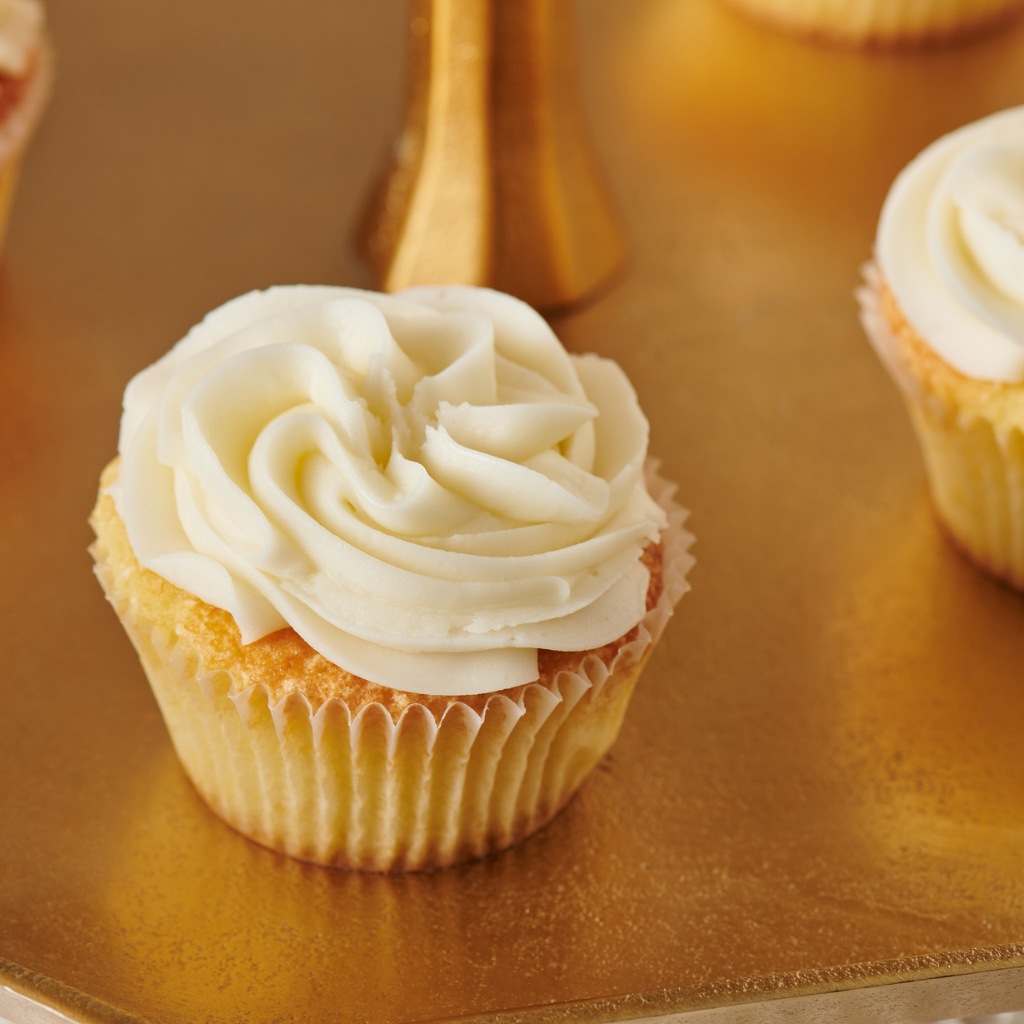 Wedding Cake Cupcake – The Cupcake Collection